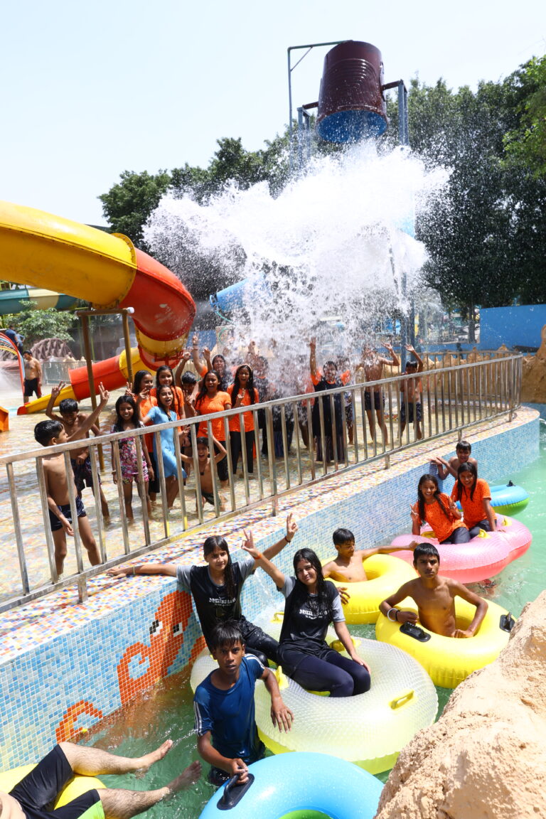 Drizzling Land Water Park Ghaziabad | Best Theme and Water Park Near Delhi